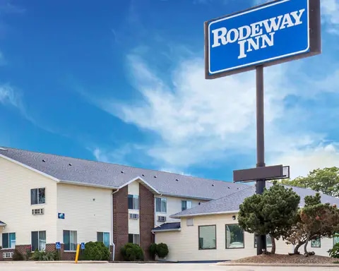 Rodeway Inn Hotels in Iowa
