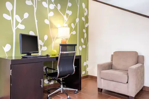 Sleep Inn & Suites - Hotel in Columbus, IN - Book Today!