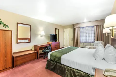 Quality Inn Cedar City - University Area Hotel - Book Your Stay Today!